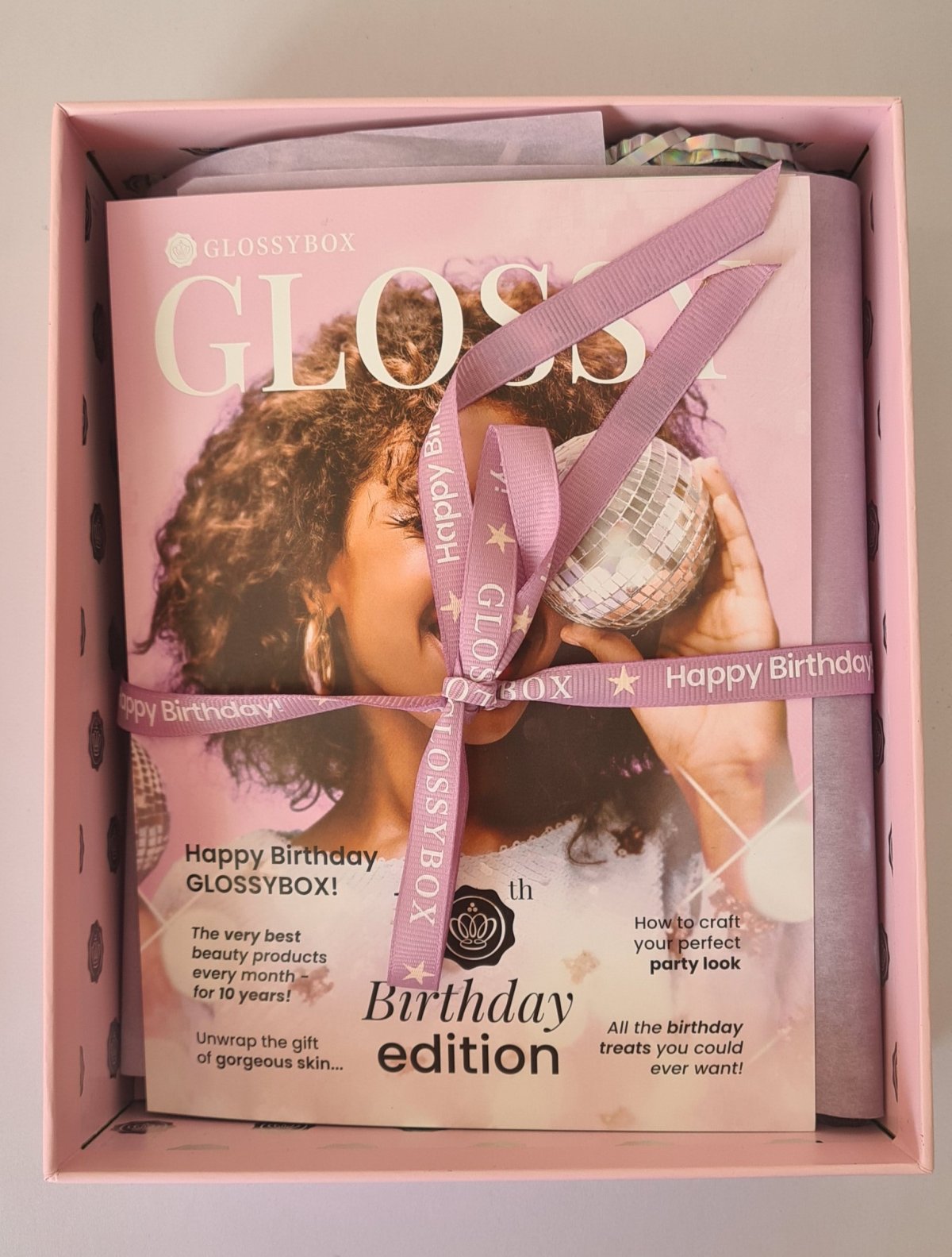 August Glossybox Unboxing Whats in the box? - Its Me Chrissy J