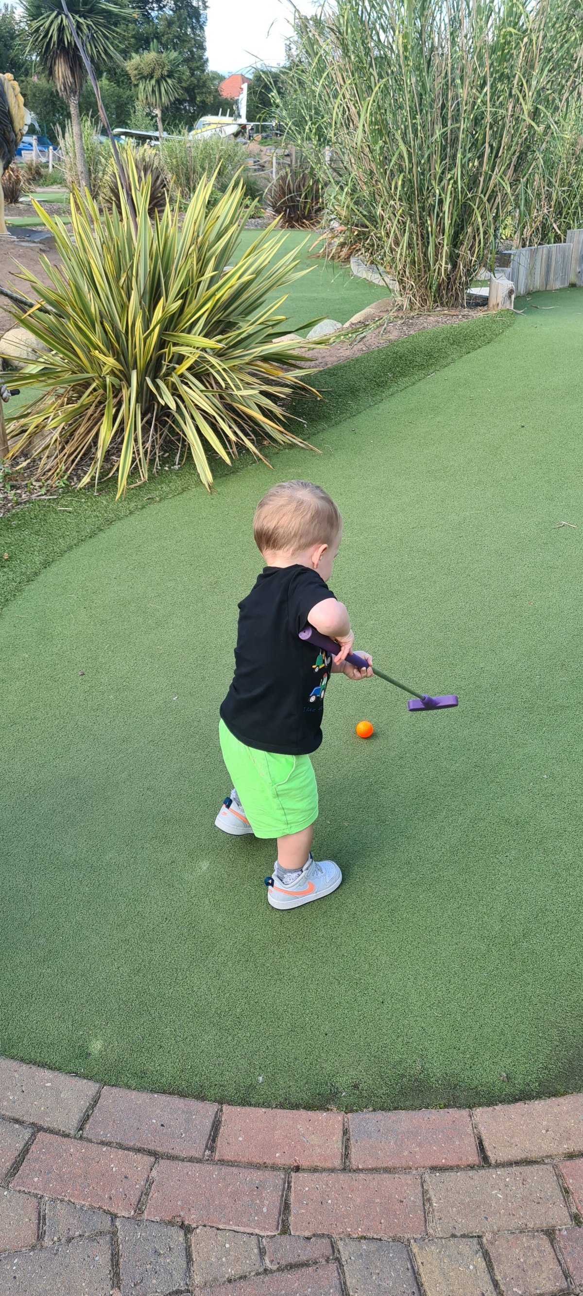 Ravenmeadow Jungle Safari Golf Worcester - Its Me Chrissy J